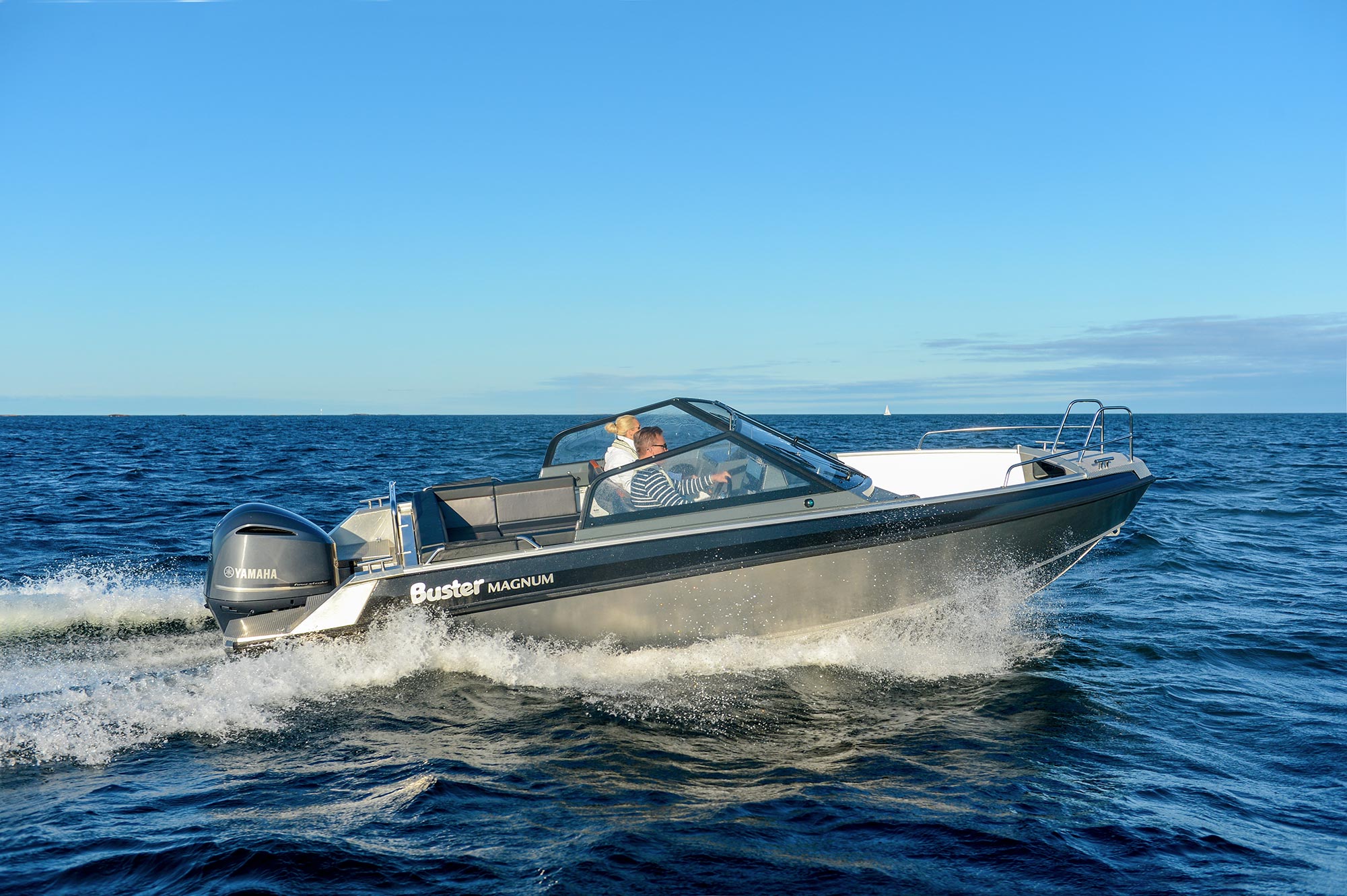 Alumiinivene | Buster Magnum