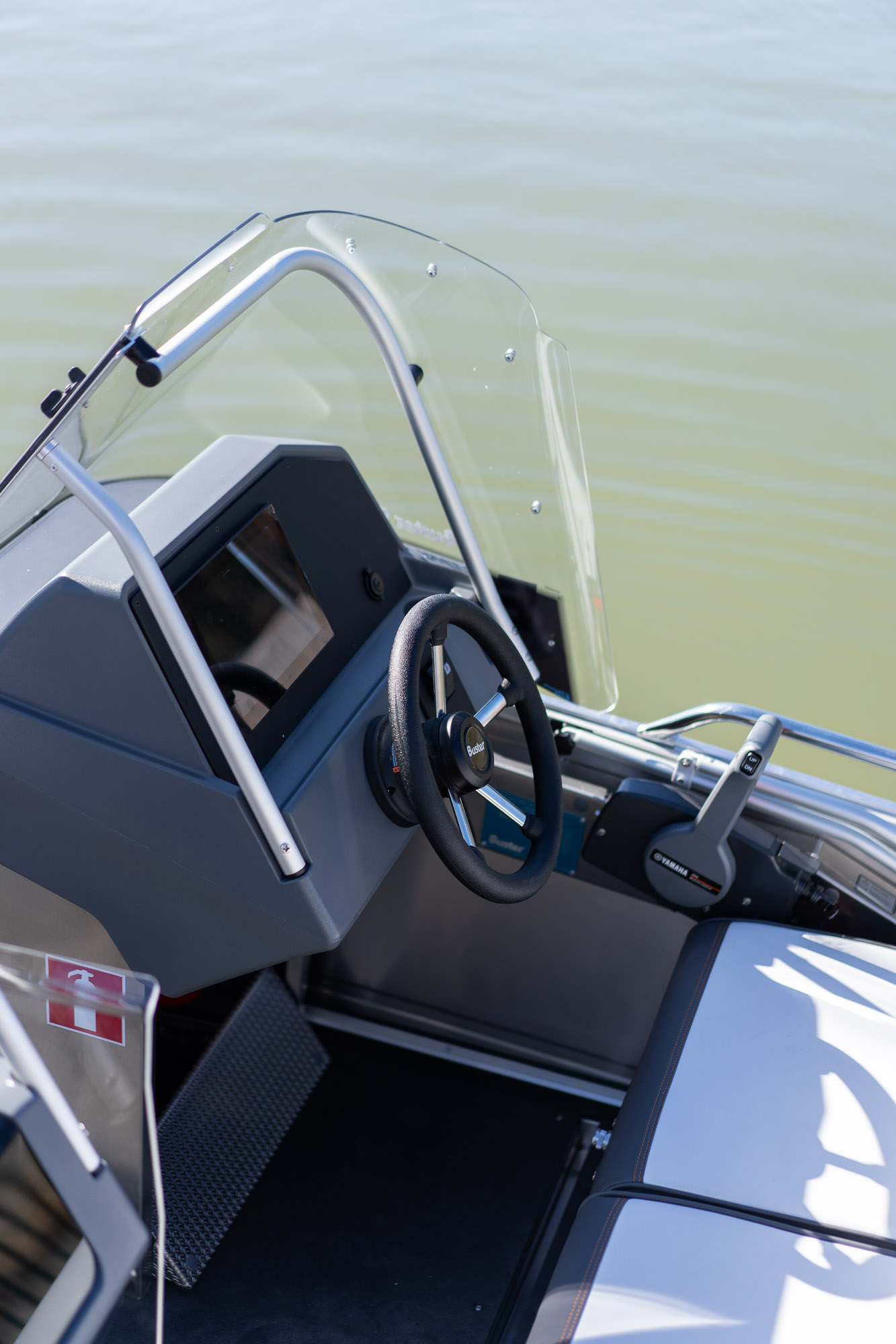 Alumiinivene | Buster L2